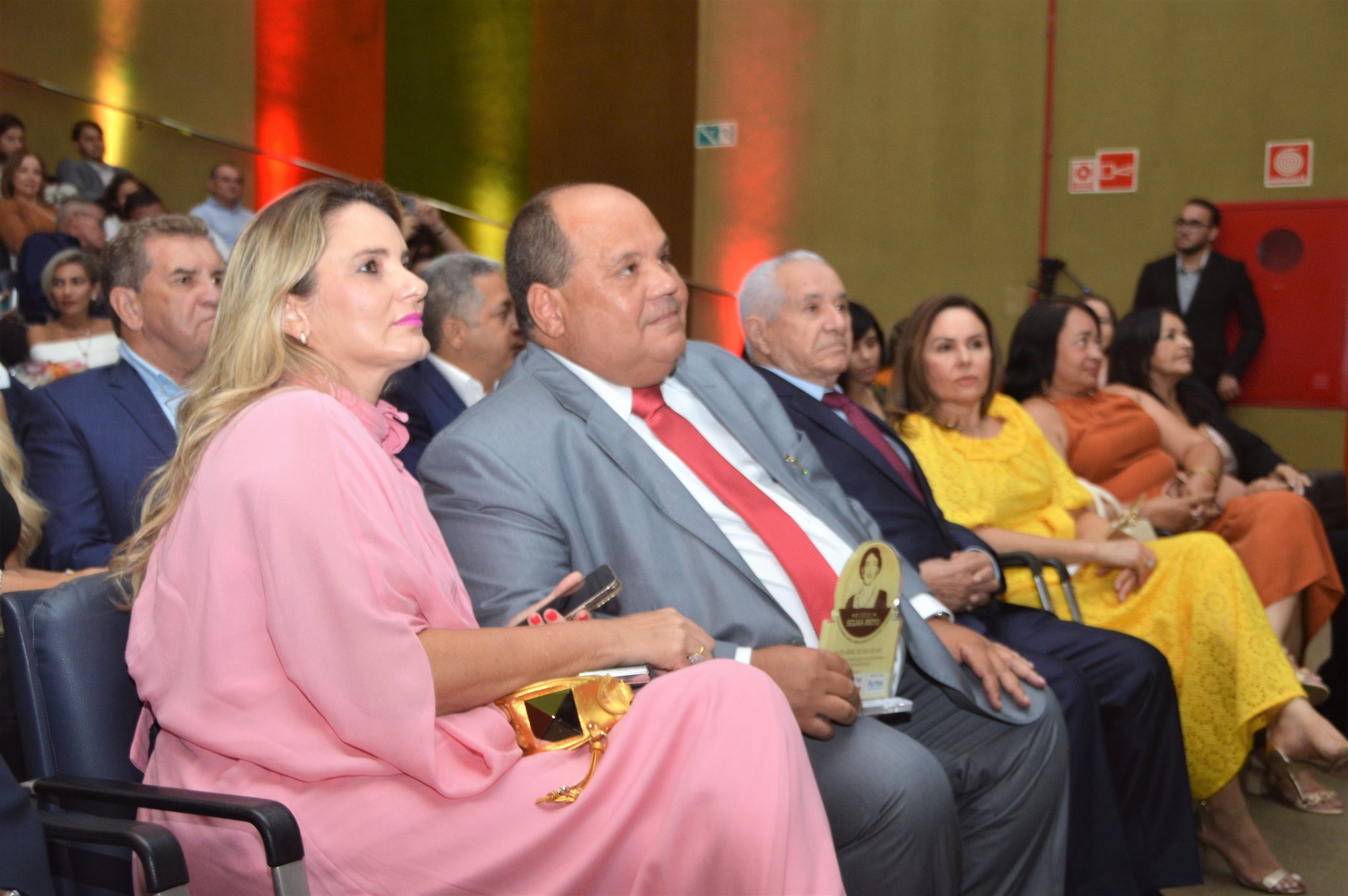 Secretário de Estado da Saúde recebe prêmio Selma Brito pelo trabalho ...